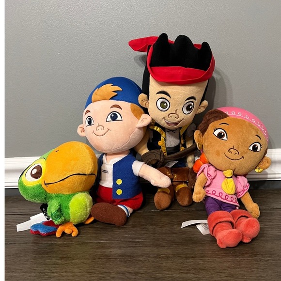 Disney | Toys | Disney Jake And The Never Land Pirates Plush Set Jake ...